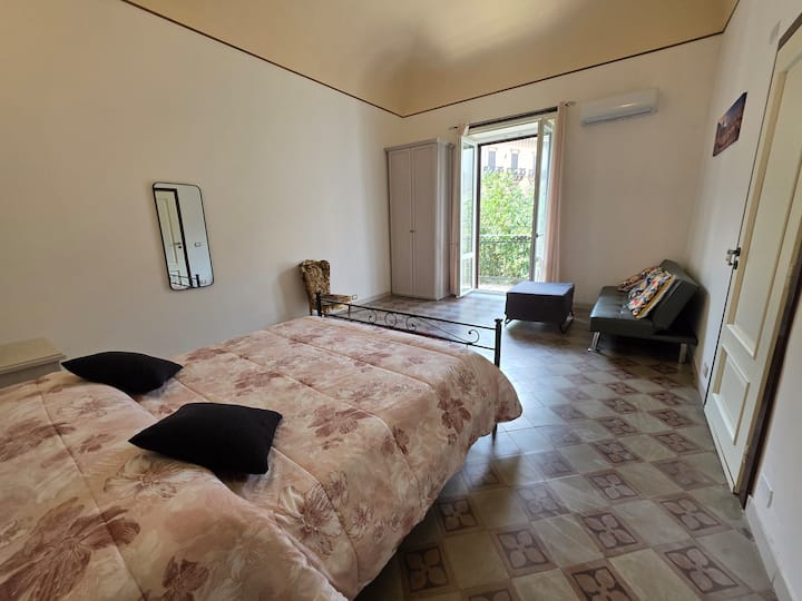 Vivaldi Holidays Casa Storica In Centro A Palermo - Palermo