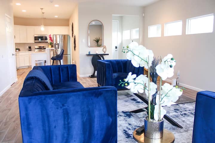 Clubhaus | Luxe Stays & Vibes - Houston, TX
