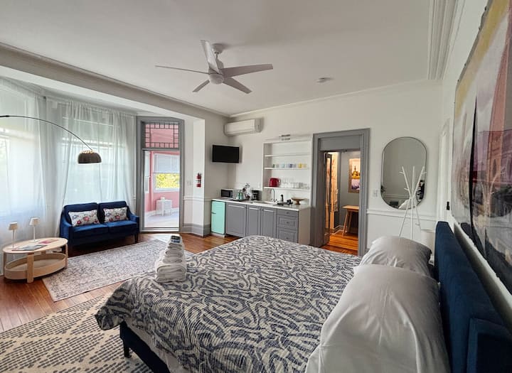 The Firenze Suite - Newburgh, NY