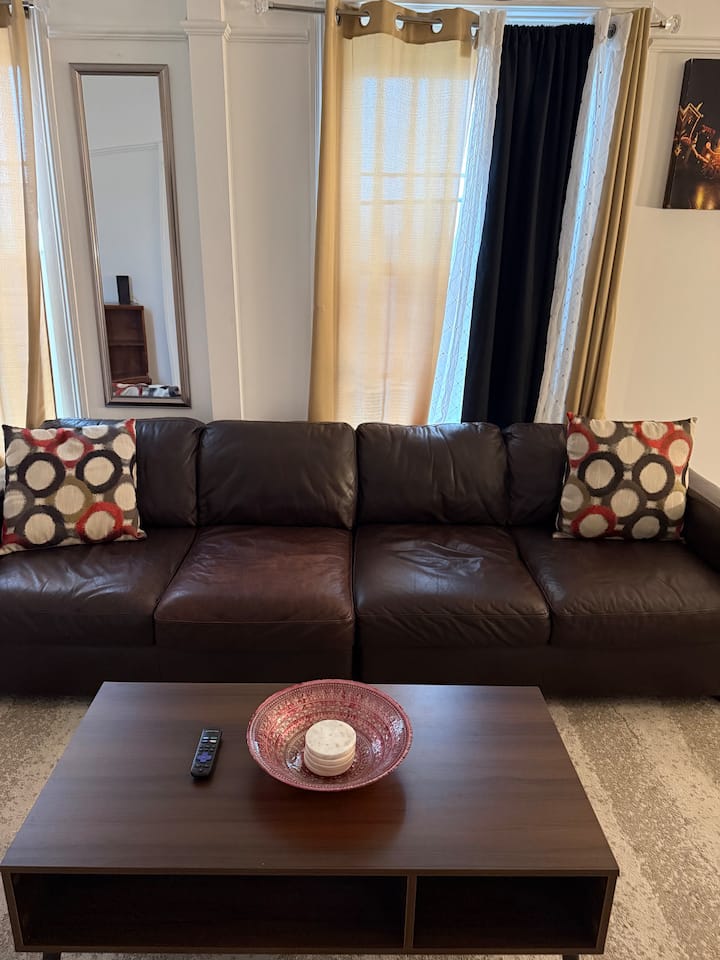 Spacious Convenient To Hospital And Capital - Albany, NY