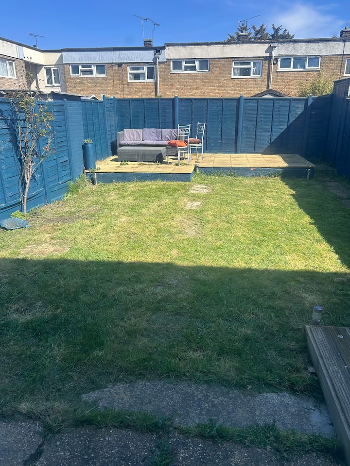 Two Bedroom House - Basildon