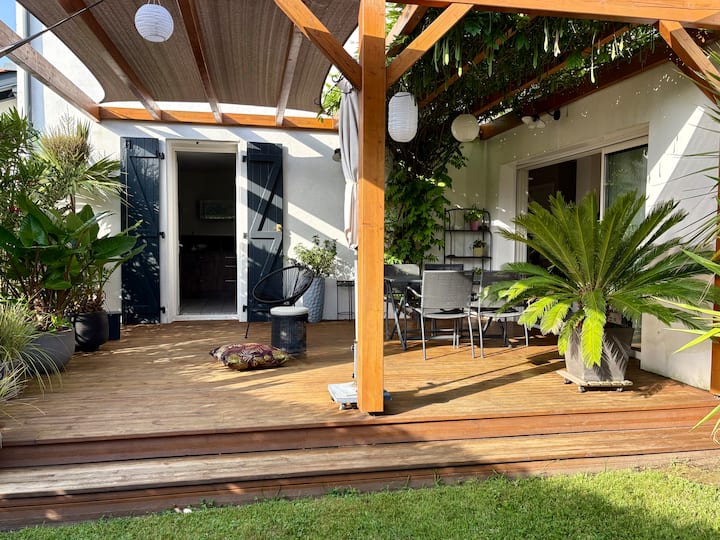 Appartement En Rdc D’une Maison - Biarritz