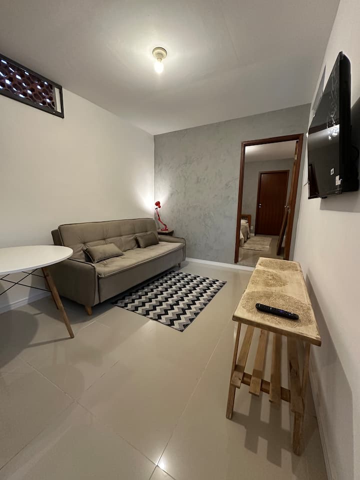 Apartamento Térreo Com Garagem - Petrópolis