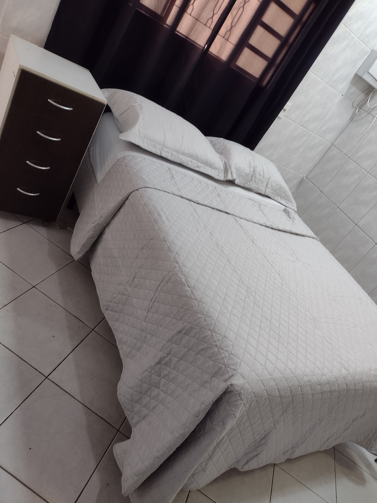 Kitnet nuevo espacio con suite - Casas en renta en São José dos Campos ...