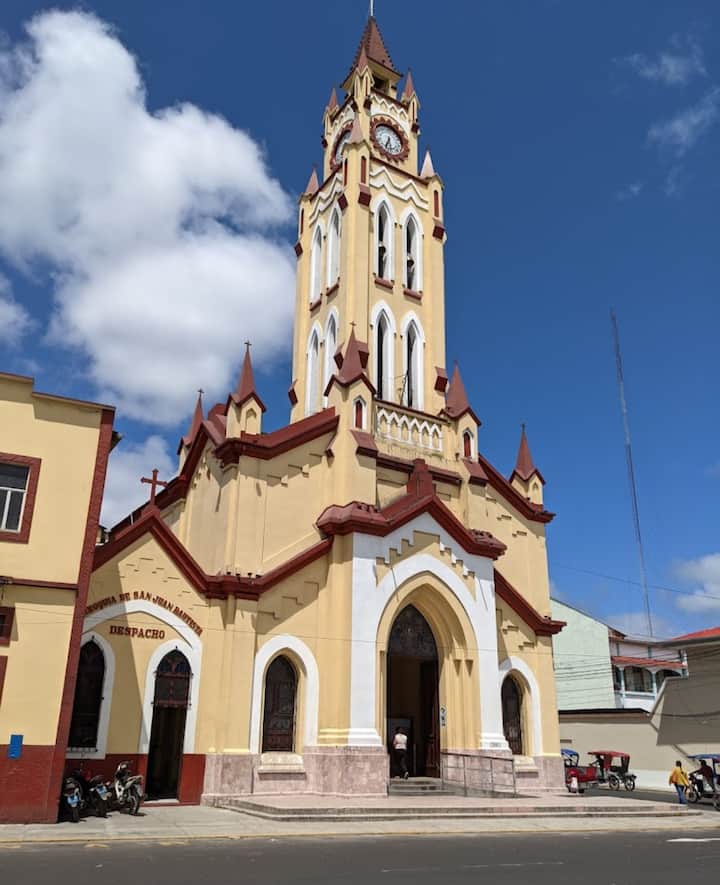 Casa Céntrica Plaza De Armas Wifi A/c. - Iquitos