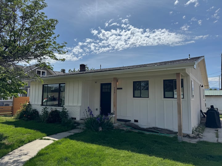 The Chelan House - Chelan, WA