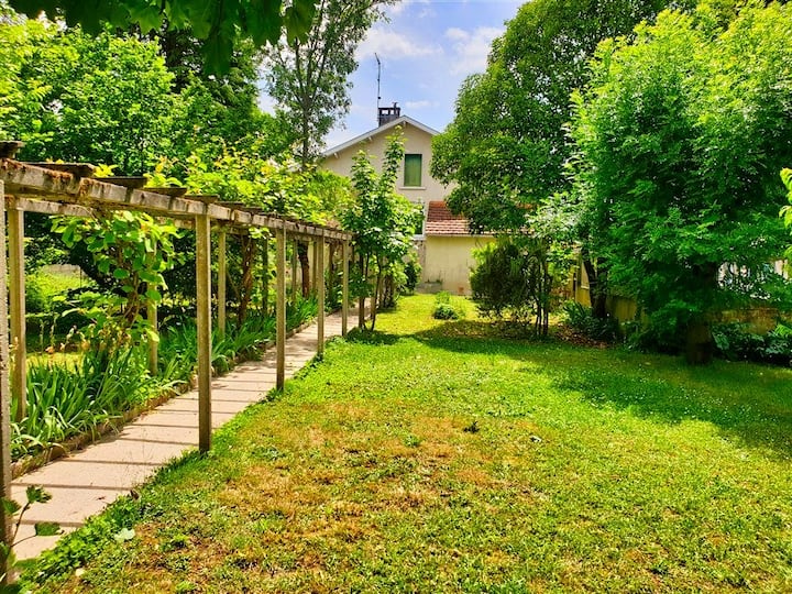 Une Chambre Meublée Colocation - Angoulême