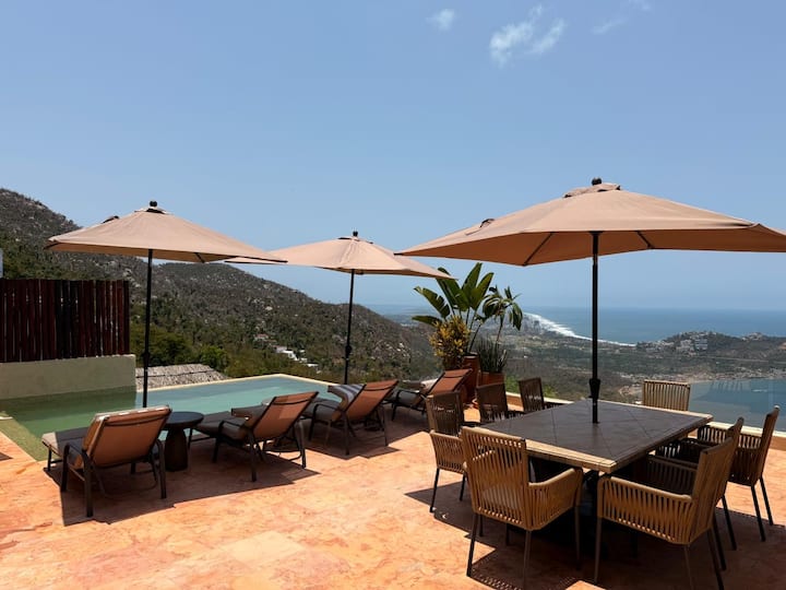 Remodeled House With Excellent Views! - Acapulco