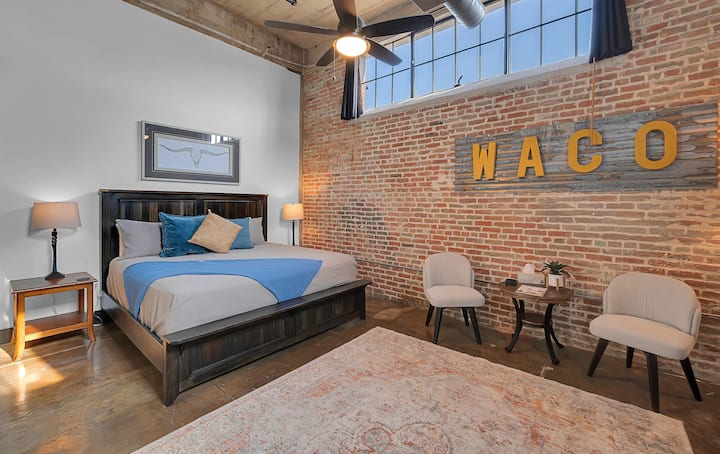 Lil' Mesquite At Behrens Lofts- Dwntwn Luxury Loft - Waco, TX