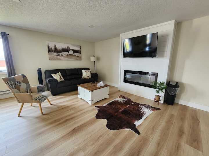 Bhs Suite #3, 7 Mins To/fr The Ferry, Bbq - Canada