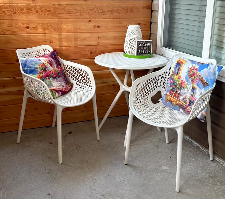 The Laurier Nest 1 A Touch Of European Flair - Coquitlam