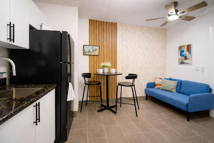 Aurevia Studio | 2 Ppl | W/d | Parking | Fll - Sunrise, FL