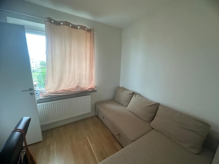 Cozy Private Room 10 Min From Stockholm City - Stockholm