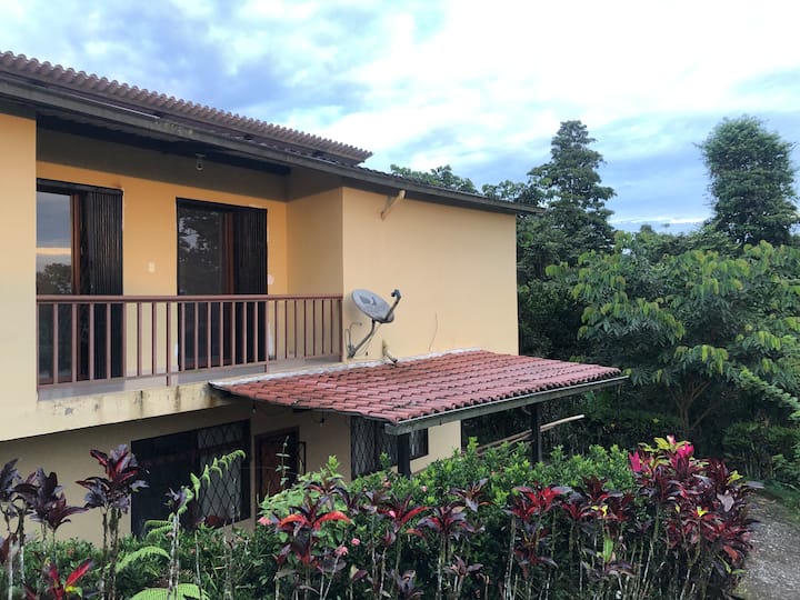 Cascada Azul Casa 3 Dormitorios - Pedro Vicente Maldonado