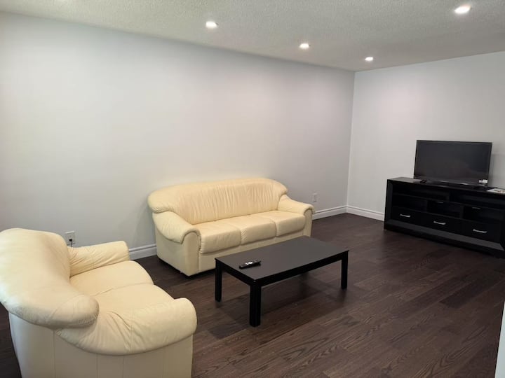 5br Home In North London(uwo) - London