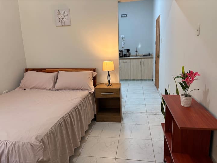 Departamento Céntrico, Fresco Y Acogedor - Iquitos