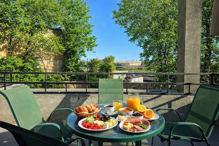 Havre De Khadouja - Algeria