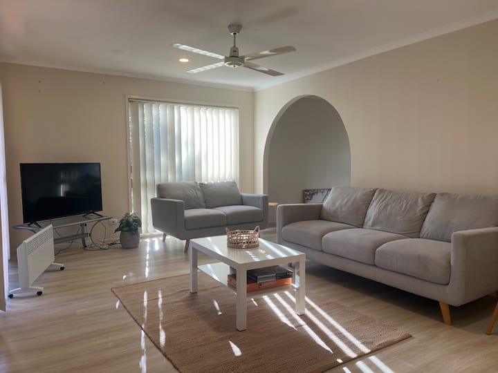 Family & Pet Friendly Beachside - Mooloolaba