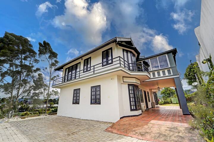 3-bhk W/ Garden, Balcony & Picturesque Verandah - Kotagiri