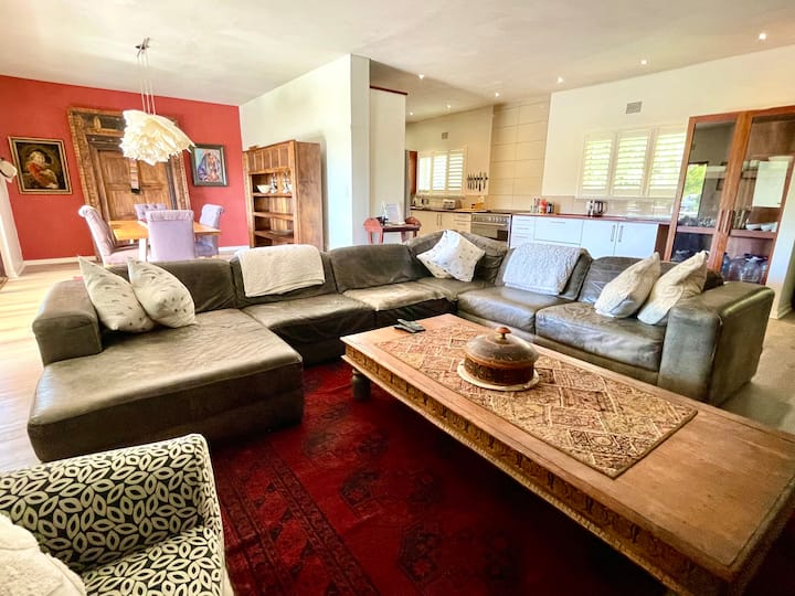 Bryan’s View - The Owl House Luxury Self Catering - Windhuk