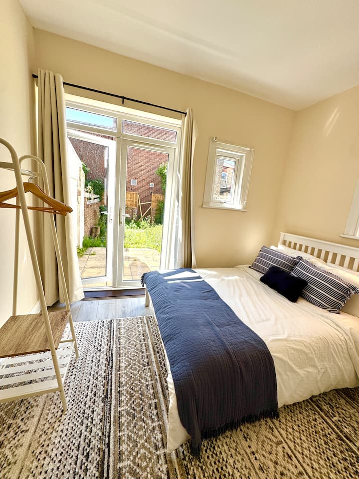 Cosy Seaside Sanctuary• In The Heart Of Southend - Southend-on-Sea
