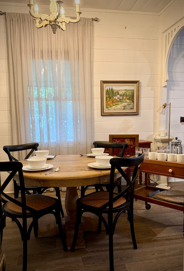 Prime Location: Town, Brolga Theatre & Hospital - Maryborough