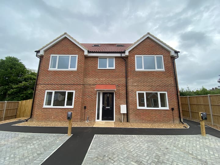 New Gillingham Garden • Parking - Chatham