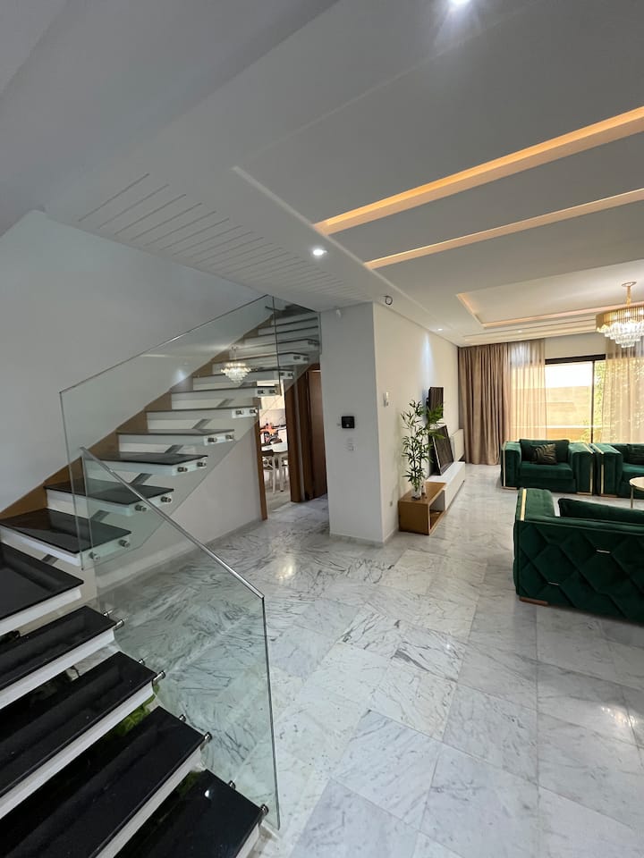 Une Villa Duplex Vue Sur Mer - Monastir