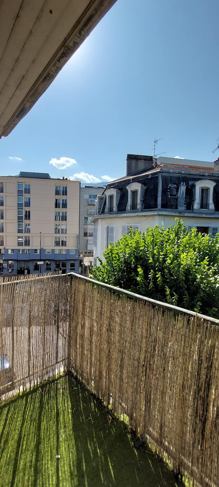 Appartement En Centre-ville. - Aix-les-Bains