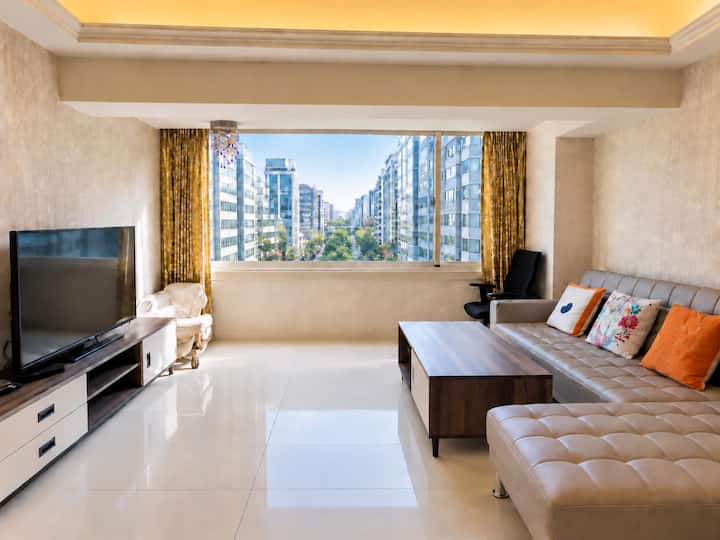 Elevator, Near Mrt, 3 Bathrooms, 6 Beds/14 Or More - 쑹산 구