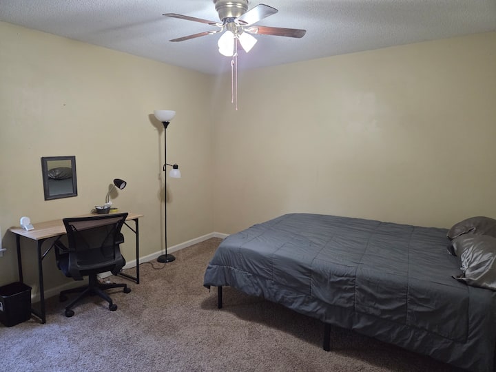 Cozy And Warm House - Clarksville