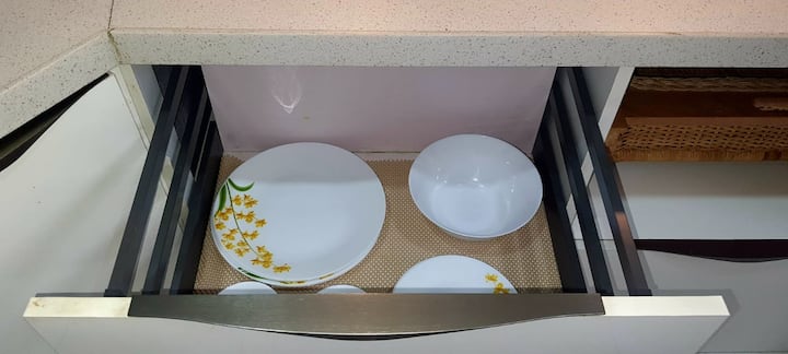 Nest Aerotel 909, Newyork Style Apt ! @ Airport - Pune