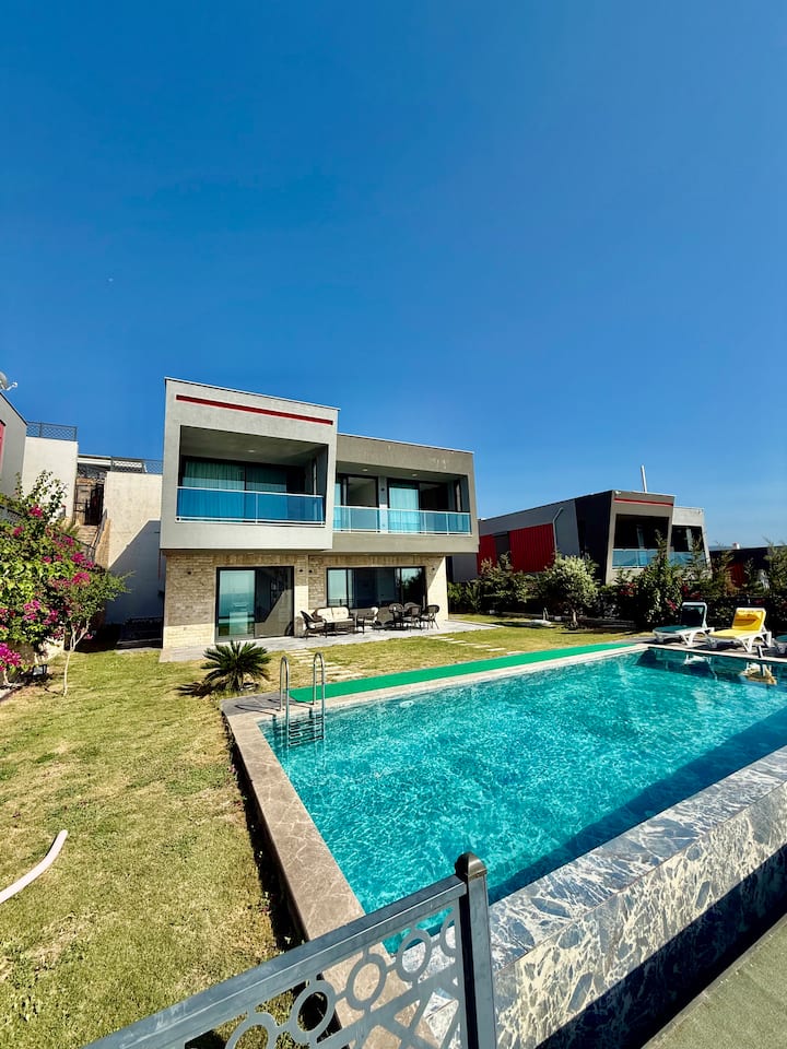 Bodrum’da ÖZel Havuzlu Lüks Vila - Güllük