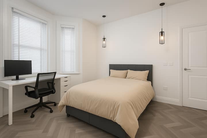 Beautiful En- Suite - Luton