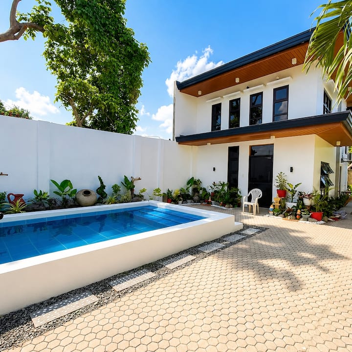 Private Pool Villa - Beaches/rivers Minutes Away - Botolan