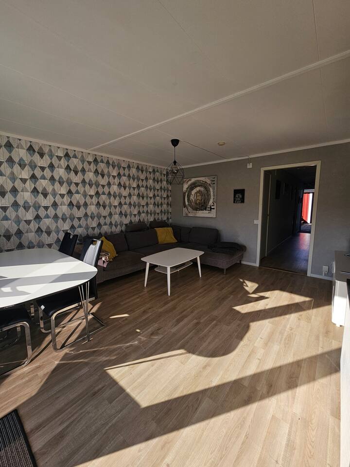 Radhus I Familjevänligt Område - Aéroport de Göteborg-Landvetter (GOT)