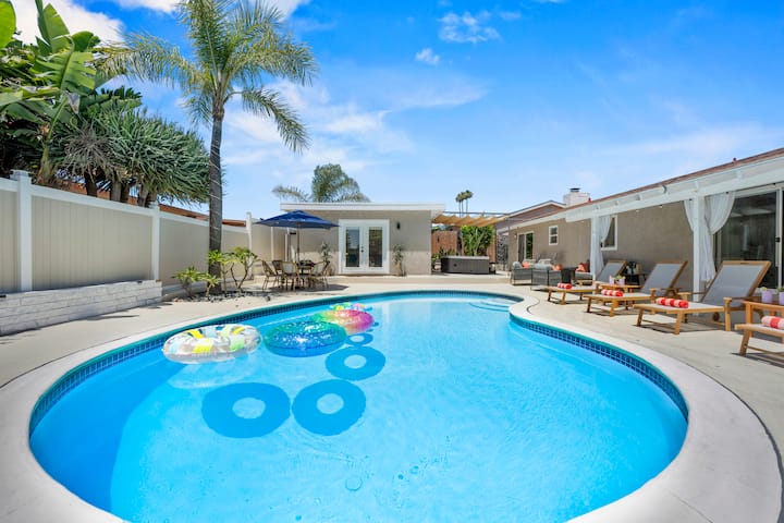 California Dreamin’ Resort-style Pool House - Santee, CA