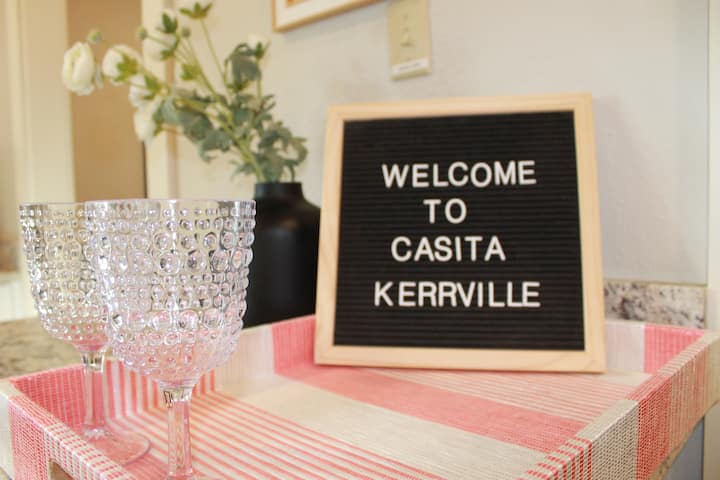 Entire Casita - 2br/2ba | In Kerrville - Kerrville, TX
