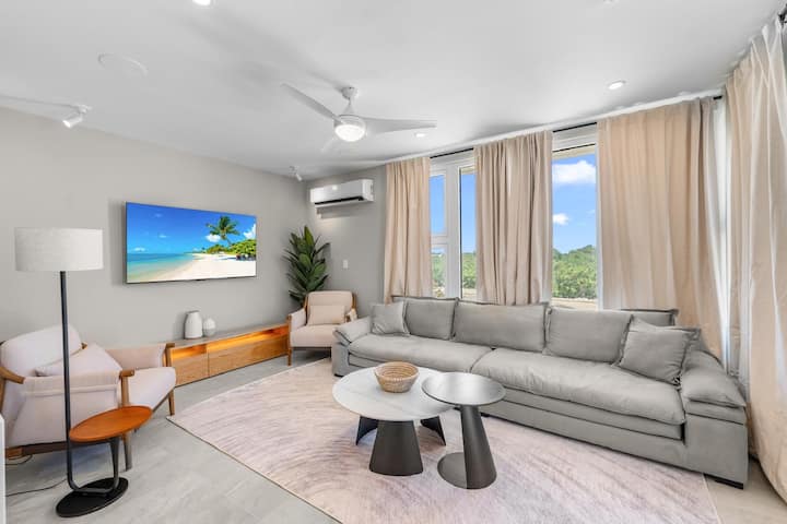 Luz Maria Villa- 3 Bed 3 Bath Private Villa - Turks and Caicos Islands