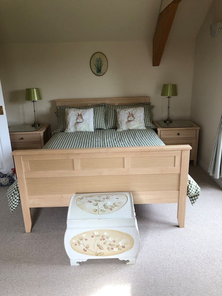 Ballacamaish | Open Views | Cosy | Private Garden - Isle of Man