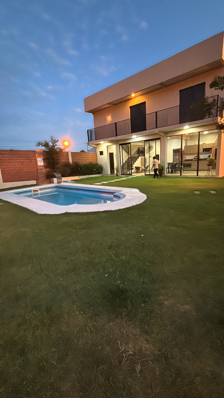 Casa Quinta Agus - Paraguay