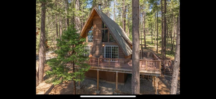 Mama Bear's Cabin - Arnold, CA