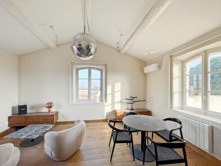 Suite 14 – Vue Panoramique En Cœur Historique - Nîmes