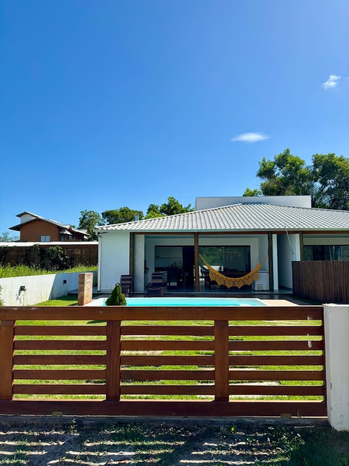 Casa Com 3 Suítes +áRea De Lazer - Brazil