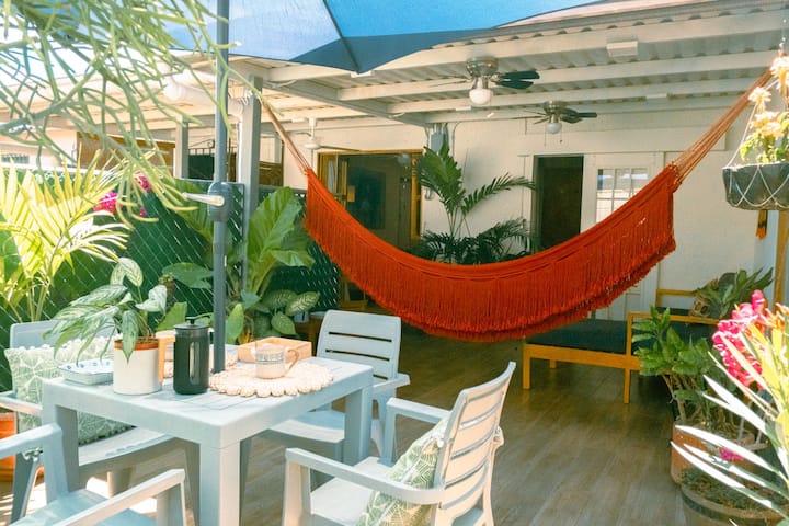 Tropical Loft In La Escalon Neighborhood - San Salvador (El Salvador)