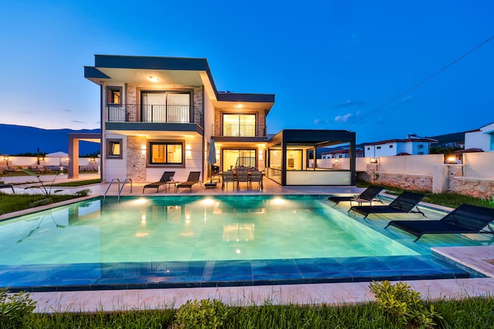 Doğa Manzaralı Lüx Villa - Kaş