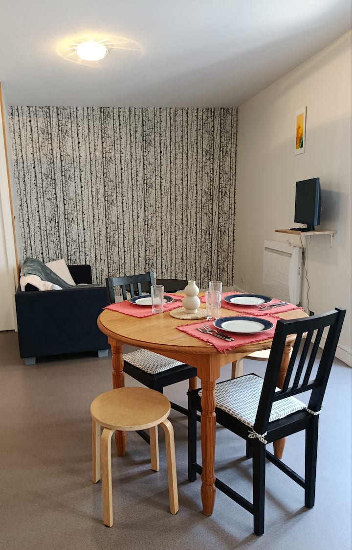 F2 Vesta Centre Historique Piétons - Lons-le-Saunier