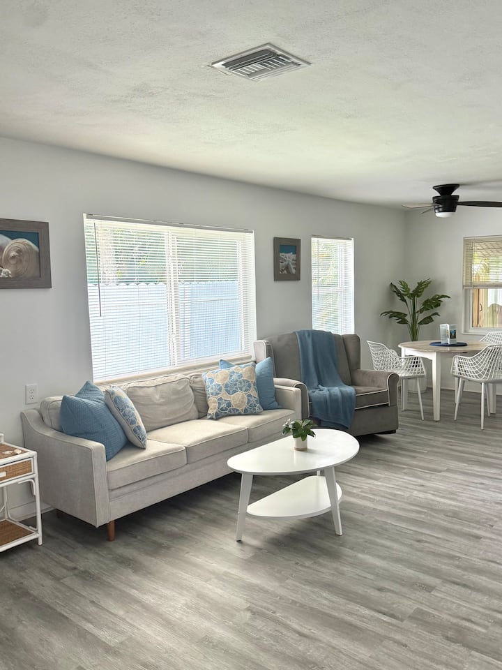 Modern Coastal Retreat - Fort Myers, FL