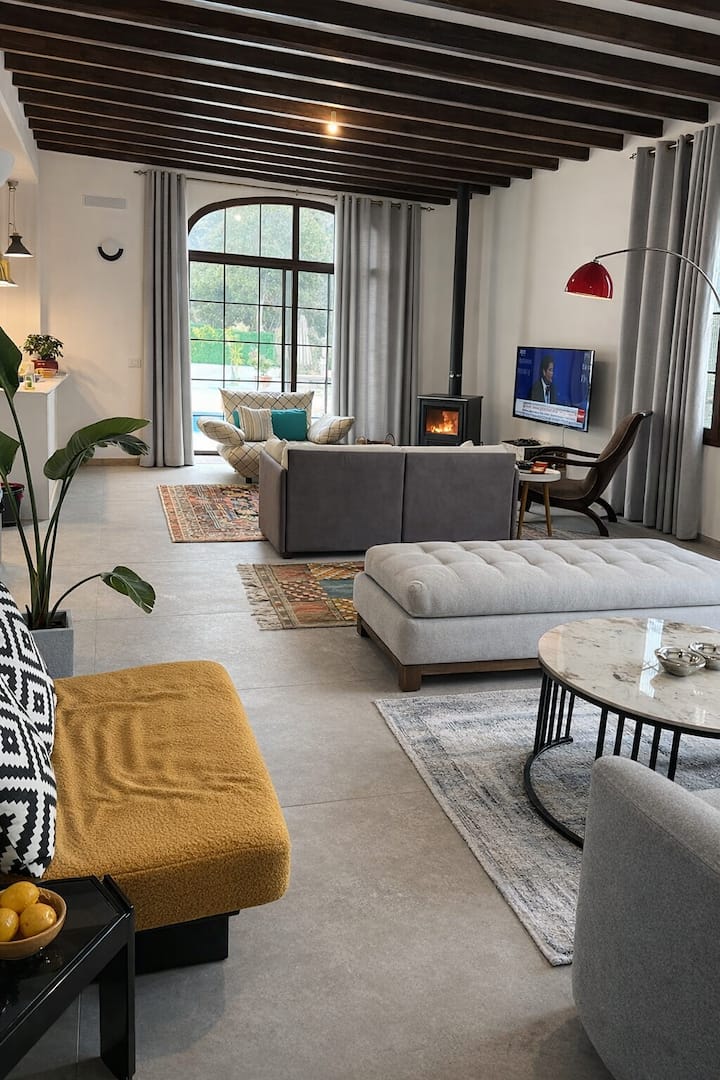 Maison Chénoo - A Getaway Guesthouse - Lebanon