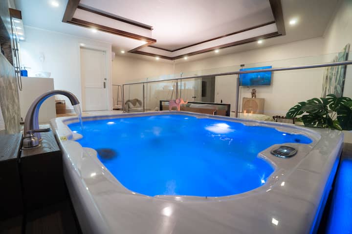 Habitare - Luxury Retreat With Private Hot Tub (4) - 